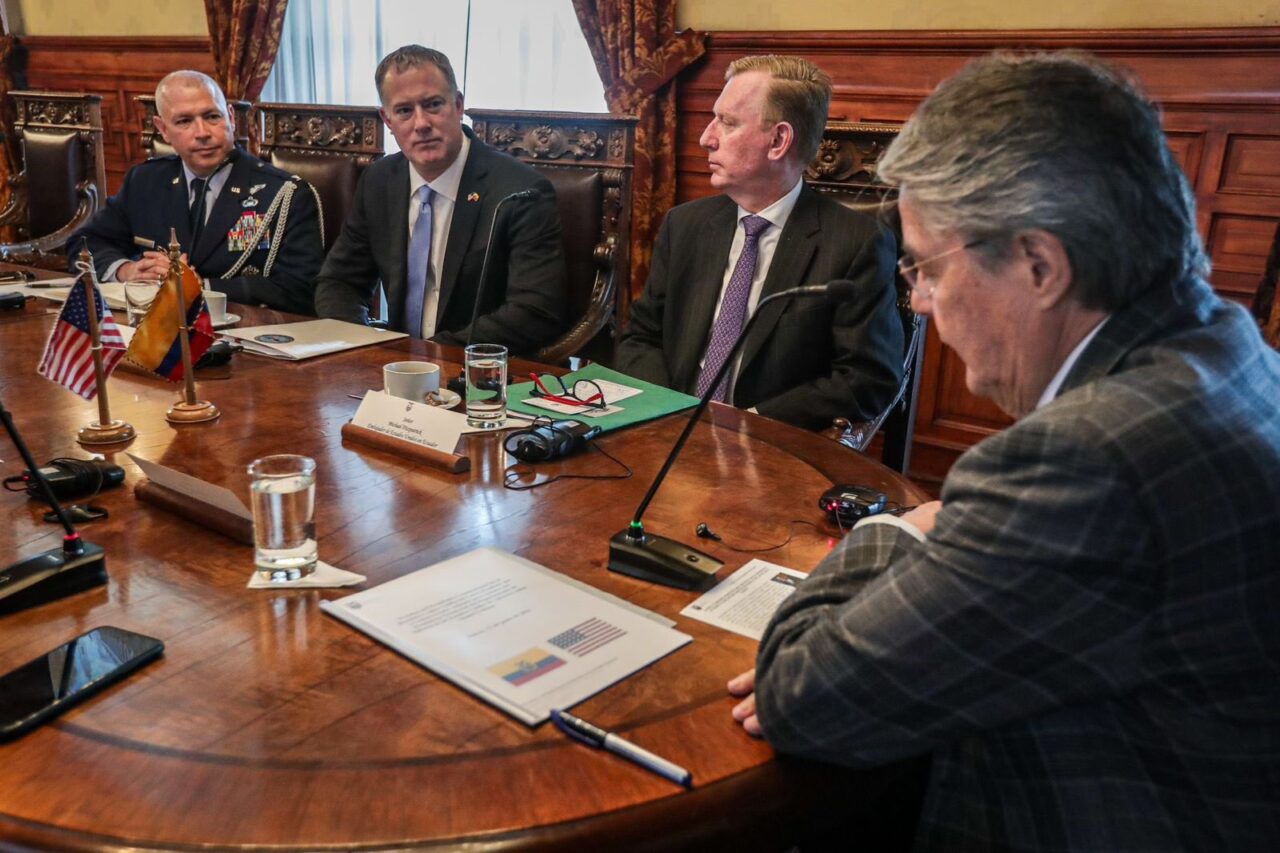 Ecuador and US meet to develop a bilateral defense plan - The Cuenca Dispatch