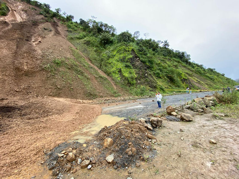 Persistent Challenges of the Cuenca-Molleturo Highway: Promises and ...