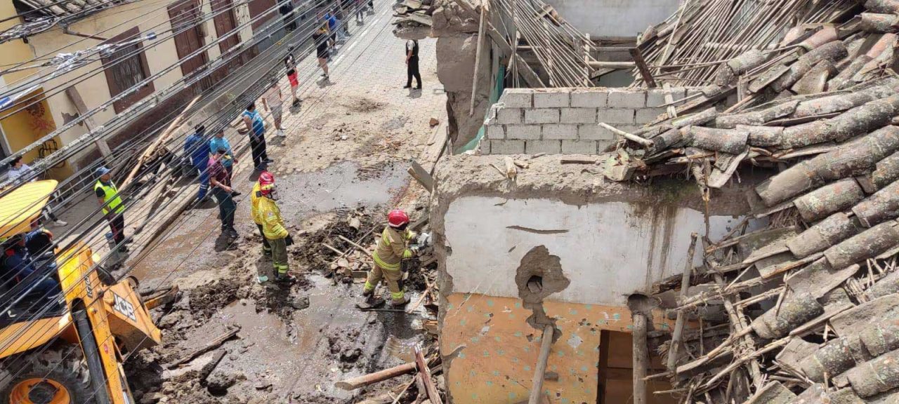 Crumbling Earth and the Collapse of Cotacachi’s Living Heritage - The ...